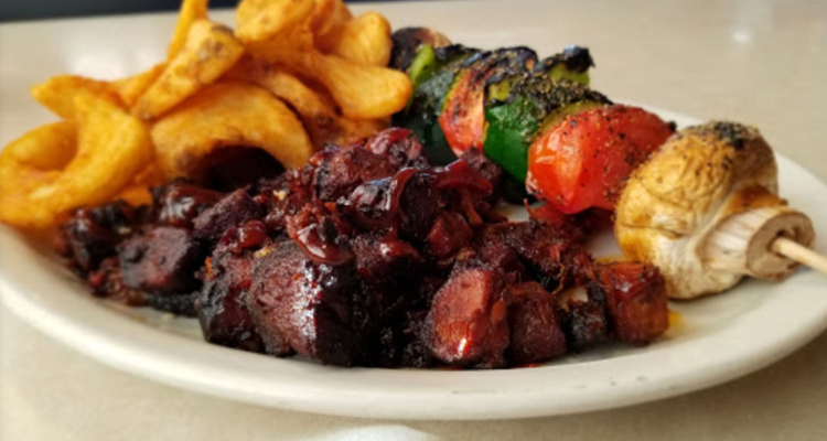 Nevada, MO Restaurant | Home | Buzz's BBQ